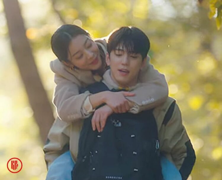 15+ Piggyback Rides in Kdramas, Which Is Best? - KPOPPOST