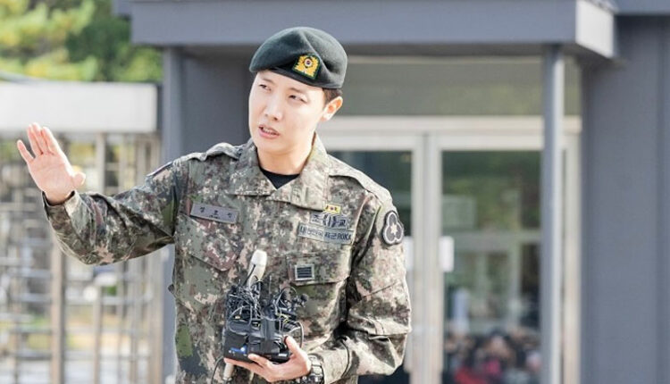 All the Details You CANNOT Miss from BTS j-hope Military Discharge ...