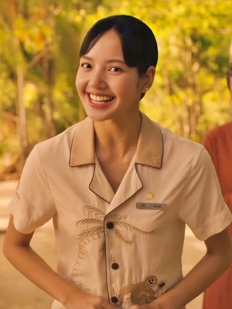 “The White Lotus” Season 3 New Teaser: BLACKPINK Lisa Welcomes You in Thailand - KPOPPOST